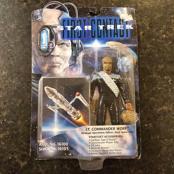 Vintage | Other | Vintage 96 Playmates Lt Commander Worf Star Trek ...